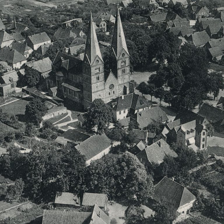 Flecken Bücken – Ansichtskarten-Hoya
